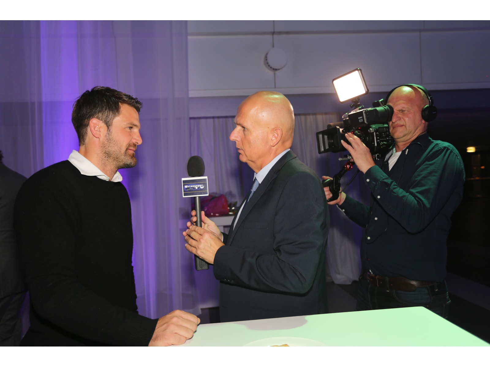 WIE WORDT DE ZEILER VAN HET JAAR? - watersport-tv