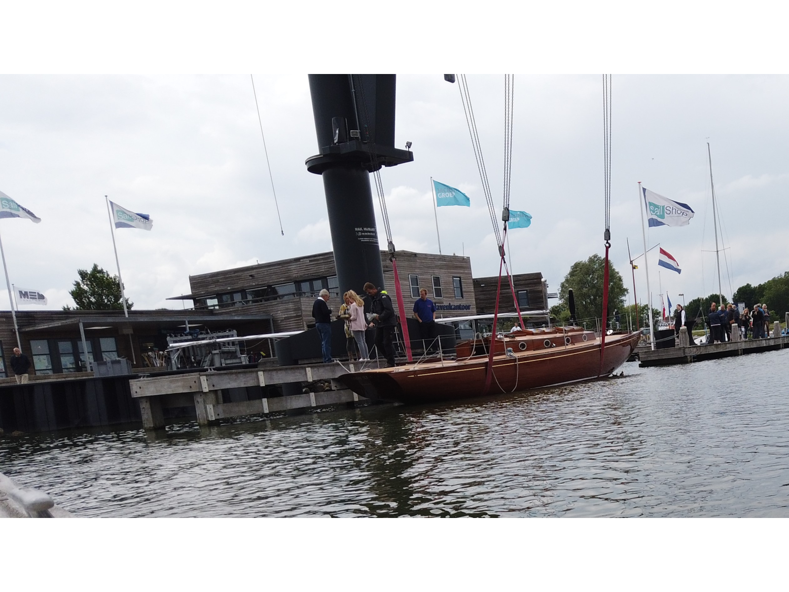 BOTEN BOUWEN ALS TIJDVERDRIJF - watersport-tv