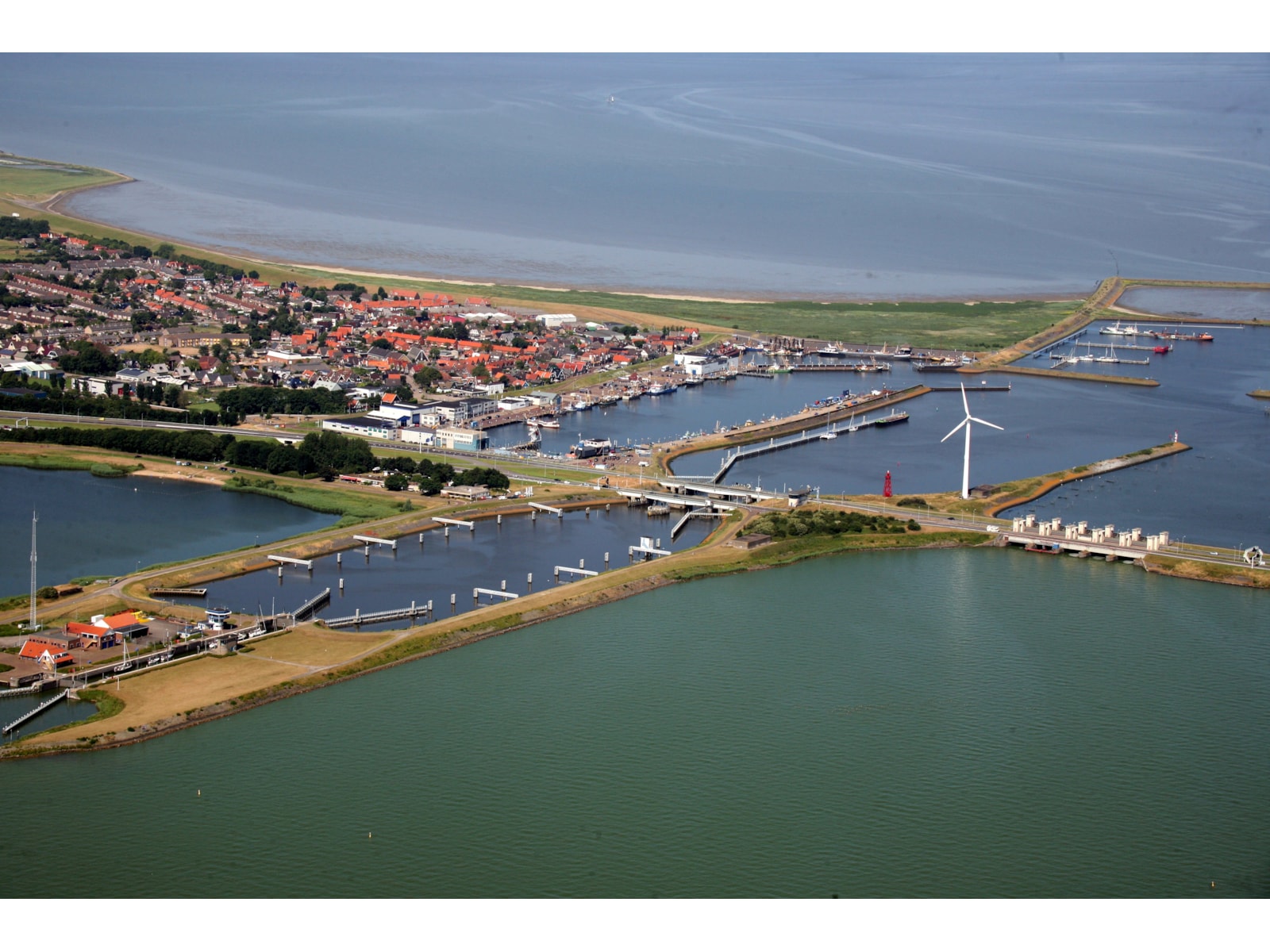 Den Oever- Marine Den Oever - watersport-tv