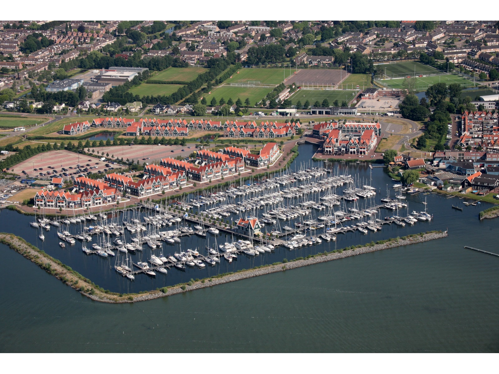 Volendam- Marina Volendam - watersport-tv