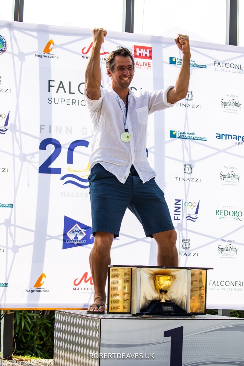 Pieter-Jan Postma met skûtsje Langweer aan start SKS kampioenschap ...