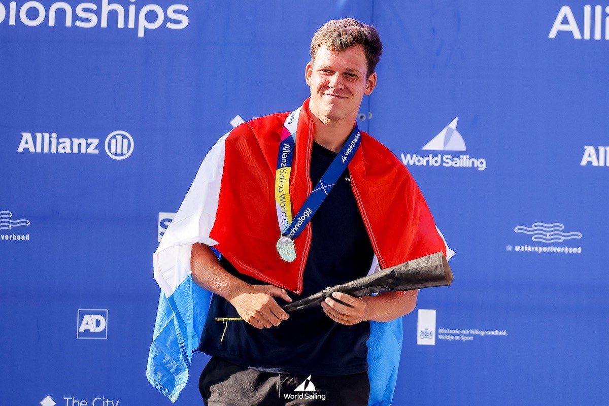 Luuc van Opzeeland zeiler van het jaar 2023 - watersport-tv